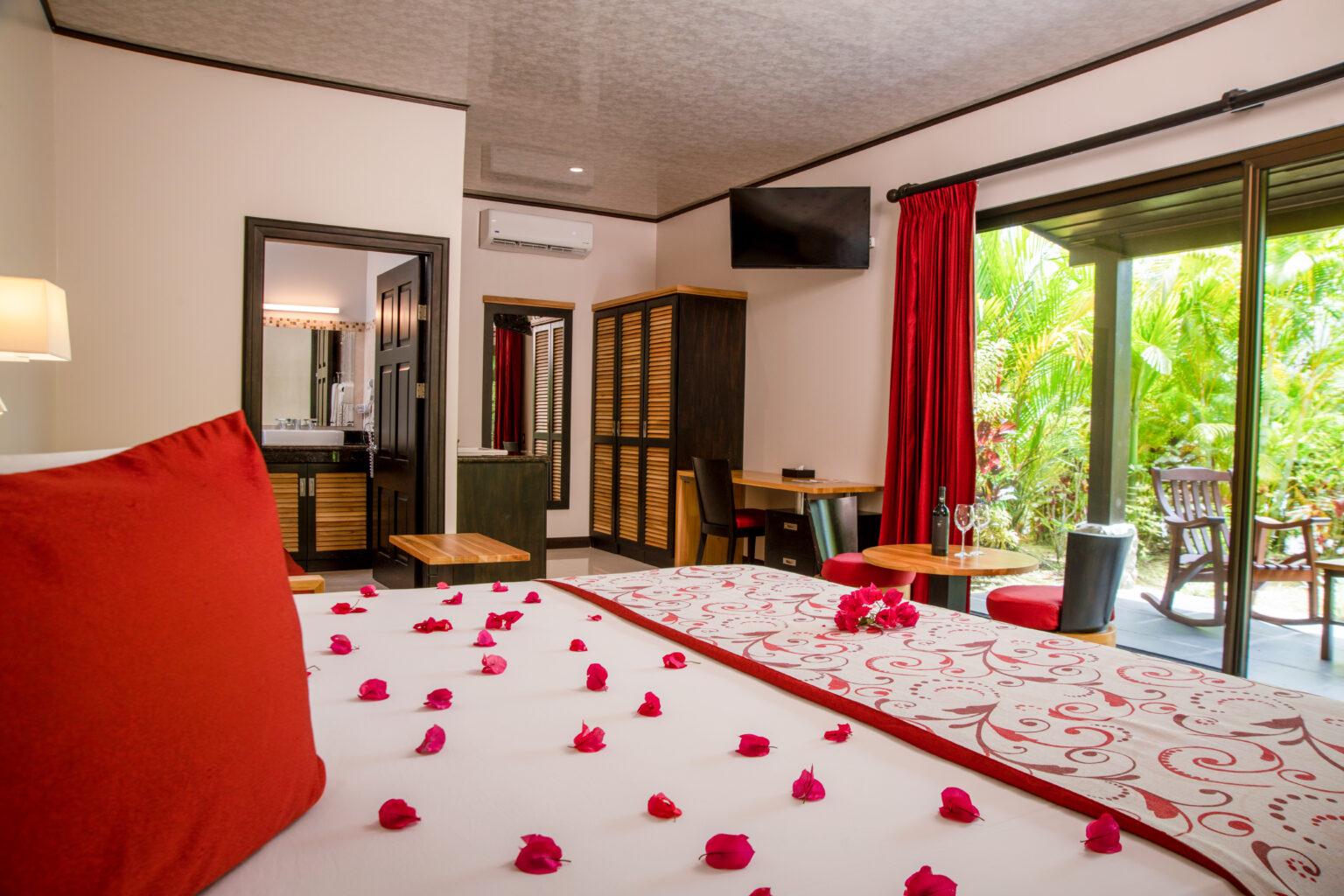 Premium Suite | Exclusive at Arenal Manoa Resort
