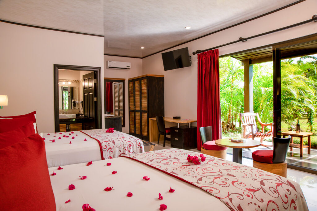 Chato Suite | Vistas Volcánicas en Arenal Manoa